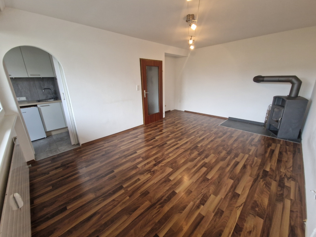 Mietwohnung2 Zimmer Wohnung mit Balkon AXAMS - Holzknecht Immobilien